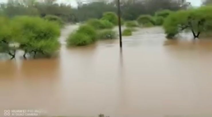 Overflowing Phalala river poses danger to residents > Lephalale Express